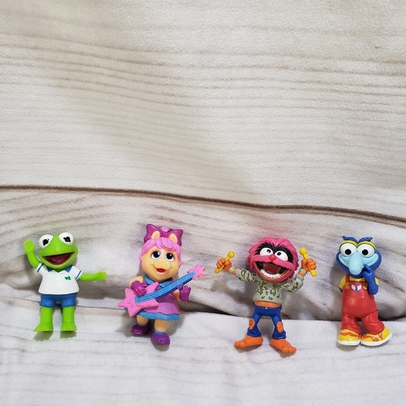 Disney | Toys | Disney Muppet Babies Mini Figure Set Kermit Miss Piggy ...